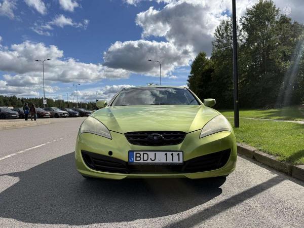 Green Hyundai Genesis 2010 in Vilnius, with an engine capacity of 2.00 L and mileage of 157 thousand km for 7000 €, photo 7 on AUTOMOTO.COM.LV