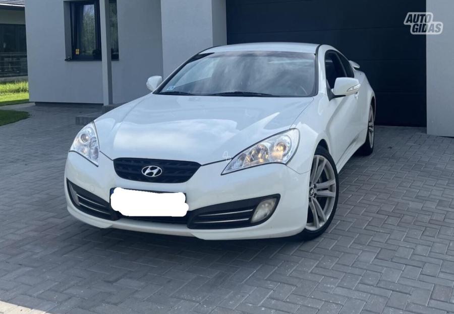White Hyundai Genesis 2011 in Vilnius, with an engine capacity of 3.80 L and mileage of 146 thousand km for 6900 €, photo 7 on AUTOMOTO.COM.LV