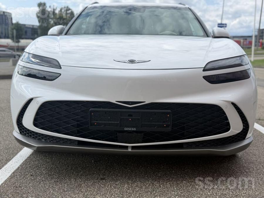 Balts Hyundai Genesis 2024 Rīga, ar dzinēja tilpumu 2.00 L un nobraukumu 38 tūkst. km par 47500 €, foto 10 vietnē AUTOMOTO.COM.LV