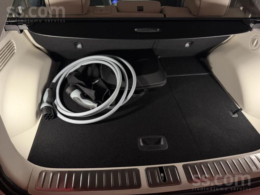 Balts Hyundai Genesis 2024 Rīga, ar dzinēja tilpumu 2.00 L un nobraukumu 38 tūkst. km par 47500 €, foto 32 vietnē AUTOMOTO.COM.LV