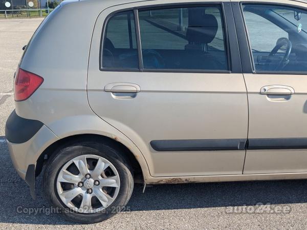 Smilšu krāsa Hyundai Getz 2007 Tallina, ar dzinēja tilpumu 1.40 L un nobraukumu 158 tūkst. km par 3000 €, foto 11 vietnē AUTOMOTO.COM.LV