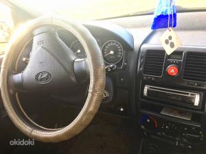 Smilšu krāsa Hyundai Getz 2007 Tallina, ar dzinēja tilpumu 1.40 L un nobraukumu 238 tūkst. km par 1400 €, foto  vietnē AUTOMOTO.COM.LV