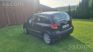 Black Hyundai Getz 2004 in Jelgava, with an engine capacity of 1.60 L and mileage of 157 thousand km for 1000 €, photo 4 on AUTOMOTO.COM.LV