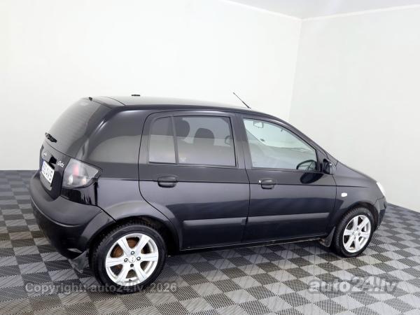 Black Hyundai Getz 2005 in Tallinn, with an engine capacity of 1.40 L and mileage of 113 thousand km for 1899 €, photo 3 on AUTOMOTO.COM.LV