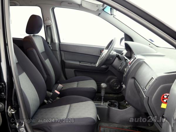 Black Hyundai Getz 2005 in Tallinn, with an engine capacity of 1.40 L and mileage of 113 thousand km for 1899 €, photo 6 on AUTOMOTO.COM.LV