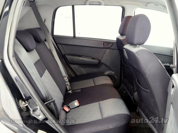 Black Hyundai Getz 2005 in Tallinn, with an engine capacity of 1.40 L and mileage of 113 thousand km for 1899 €, photo 7 on AUTOMOTO.COM.LV