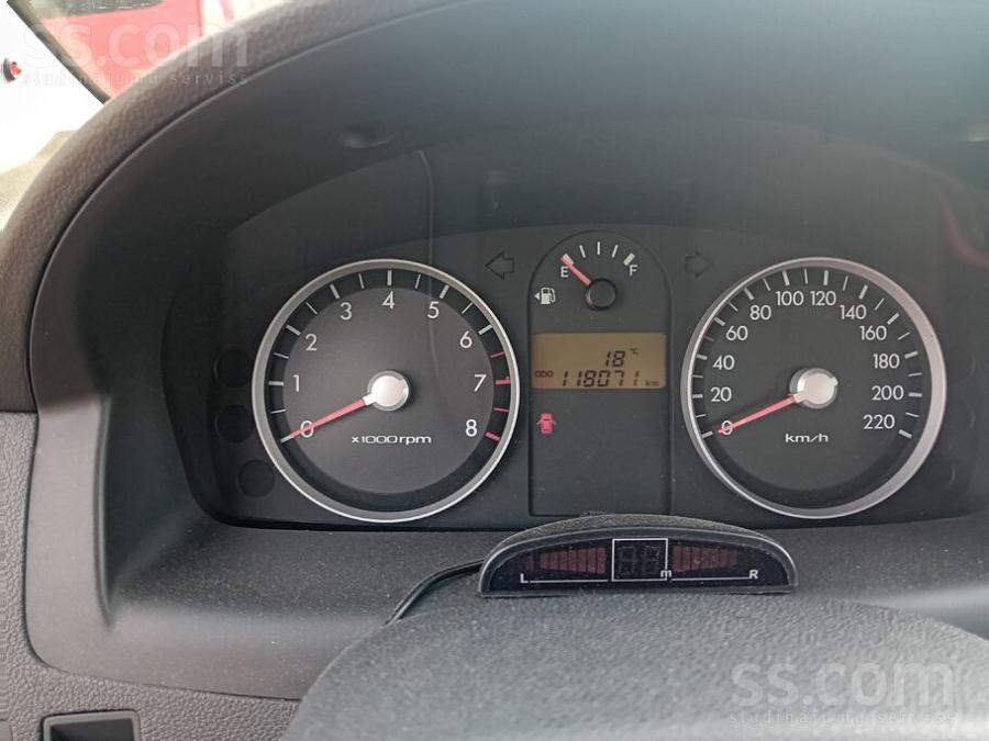 Melns Hyundai Getz 2006 Rēzekne, ar dzinēja tilpumu 1.60 L un nobraukumu 119 tūkst. km par 1600 €, foto 3 vietnē AUTOMOTO.COM.LV
