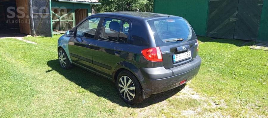Melns Hyundai Getz 2006 Rēzekne, ar dzinēja tilpumu 1.40 L un nobraukumu 107 tūkst. km par 700 €, foto 4 vietnē AUTOMOTO.COM.LV