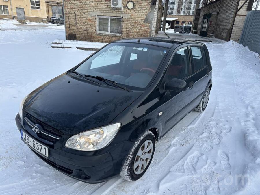 Melns Hyundai Getz 2007 Rīga, ar dzinēja tilpumu 1.10 L un nobraukumu 167 tūkst. km par 1090 €, foto 1 vietnē AUTOMOTO.COM.LV