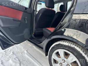 Melns Hyundai Getz 2007 Rīga, ar dzinēja tilpumu 1.10 L un nobraukumu 167 tūkst. km par 1090 €, foto 8 vietnē AUTOMOTO.COM.LV