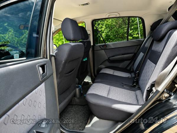 Black Hyundai Getz 2007 in Tartu, with an engine capacity of 1.40 L and mileage of 155 thousand km for 999 €, photo 7 on AUTOMOTO.COM.LV