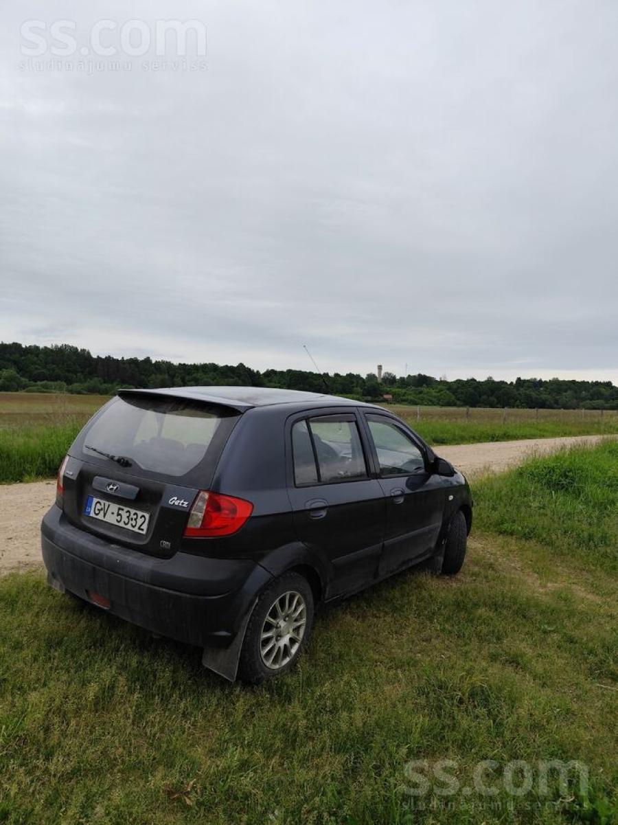 Melns Hyundai Getz 2007 Aizkraukle, ar dzinēja tilpumu 1.50 L un nobraukumu 226 tūkst. km par 850 €, foto 5 vietnē AUTOMOTO.COM.LV