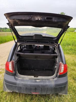 Melns Hyundai Getz 2007 Aizkraukle, ar dzinēja tilpumu 1.50 L un nobraukumu 226 tūkst. km par 850 €, foto 6 vietnē AUTOMOTO.COM.LV