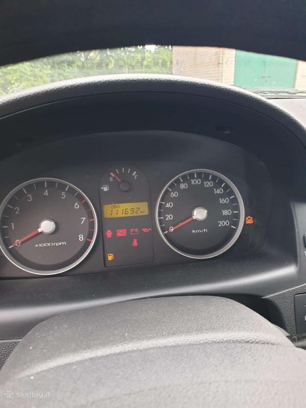 Black Hyundai Getz 2007 in Klaipeda, with an engine capacity of 1.10 L and mileage of 112 thousand km for 750 €, photo 5 on AUTOMOTO.COM.LV