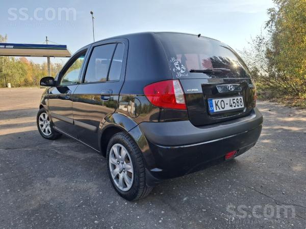Black Hyundai Getz 2007 in Daugavpils, with an engine capacity of 1.40 L and mileage of 134 thousand km for 1150 €, photo 3 on AUTOMOTO.COM.LV