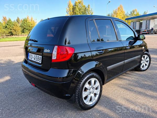 Black Hyundai Getz 2007 in Daugavpils, with an engine capacity of 1.40 L and mileage of 134 thousand km for 1150 €, photo 1 on AUTOMOTO.COM.LV