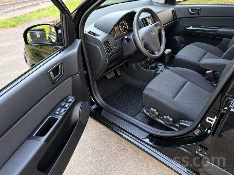 Black Hyundai Getz 2007 in Daugavpils, with an engine capacity of 1.40 L and mileage of 134 thousand km for 1150 €, photo 5 on AUTOMOTO.COM.LV