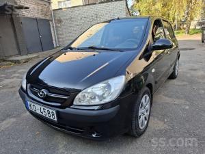 Melns Hyundai Getz 2007 Daugavpils, ar dzinēja tilpumu 1.40 L un nobraukumu 143 tūkst. km par 1050 €, foto  vietnē AUTOMOTO.COM.LV