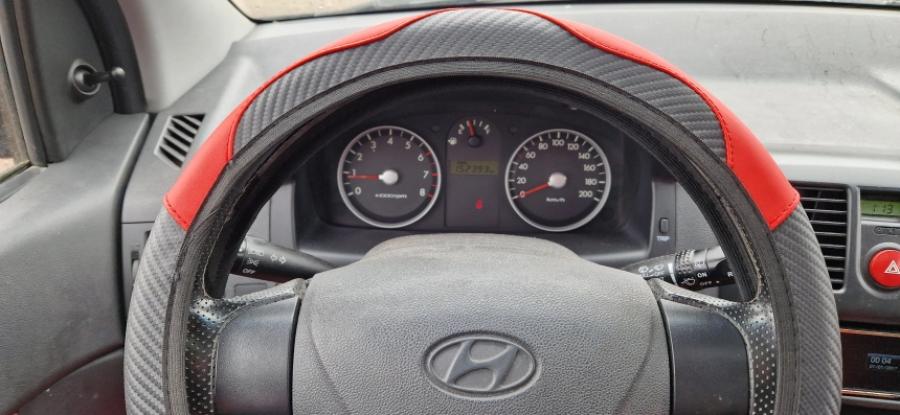 Black Hyundai Getz 2008 in Riga, with an engine capacity of 1.10 L and mileage of 152 thousand km for 1550 €, photo 13 on AUTOMOTO.COM.LV
