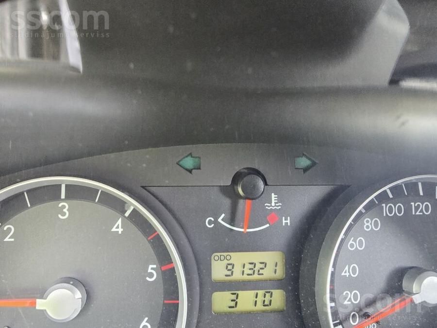 Blue Hyundai Getz 2004 in Aluksne, with an engine capacity of 1.50 L and mileage of 91 thousand km for 2200 €, photo 6 on AUTOMOTO.COM.LV
