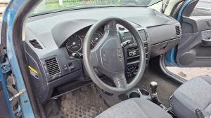 Blue Hyundai Getz 2005 in Tallinn, with an engine capacity of 0.00 L and mileage of 321 thousand km for 700 €, photo 4 on AUTOMOTO.COM.LV