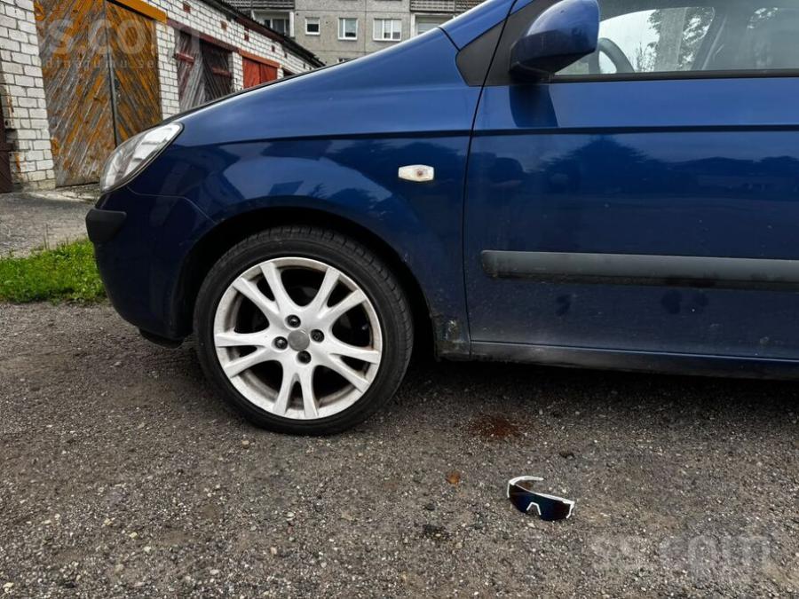 Blue Hyundai Getz 2006 in Riga, with an engine capacity of 1.50 L and mileage of 201 thousand km for 450 €, photo 4 on AUTOMOTO.COM.LV