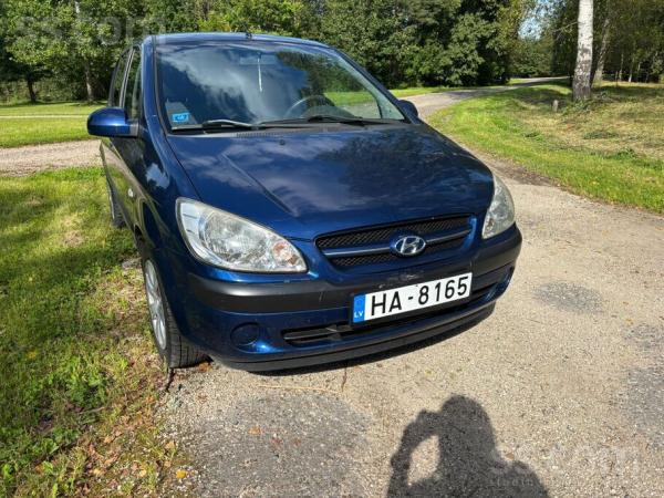 Blue Hyundai Getz 2008 in Valka, with an engine capacity of 1.50 L and mileage of 130 thousand km for 1100 €, photo 1 on AUTOMOTO.COM.LV