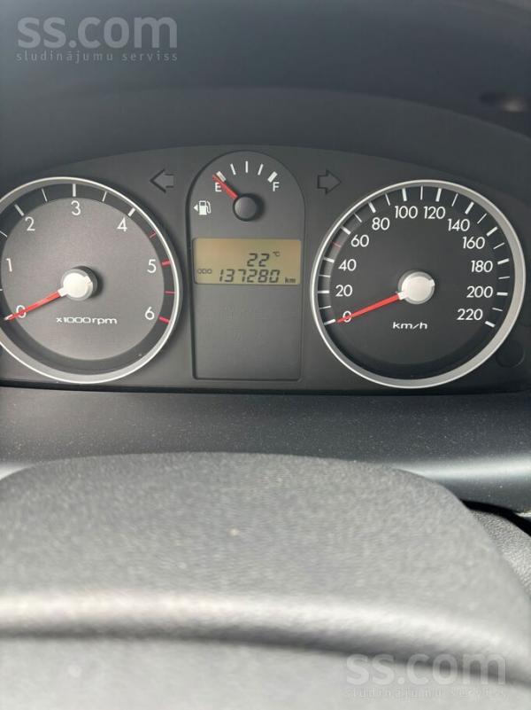 Blue Hyundai Getz 2008 in Valka, with an engine capacity of 1.50 L and mileage of 130 thousand km for 1100 €, photo 6 on AUTOMOTO.COM.LV