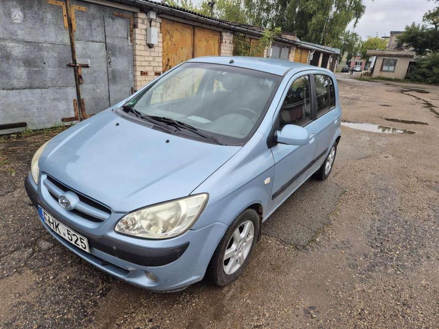 Blue Hyundai Getz 2008 in Panevezys, with an engine capacity of 1.49 L and mileage of 120 thousand km for 800 €, photo 3 on AUTOMOTO.COM.LV