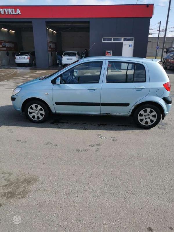 Blue Hyundai Getz 2009 in Kaunas, with an engine capacity of 1.49 L and mileage of 212 thousand km for 1100 €, photo 3 on AUTOMOTO.COM.LV