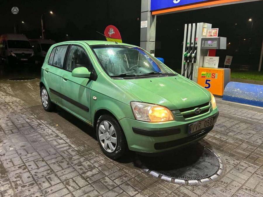 Zaļš Hyundai Getz 2003 Viļņa, ar dzinēja tilpumu 1.60 L un nobraukumu 166 tūkst. km par 800 €, foto 3 vietnē AUTOMOTO.COM.LV