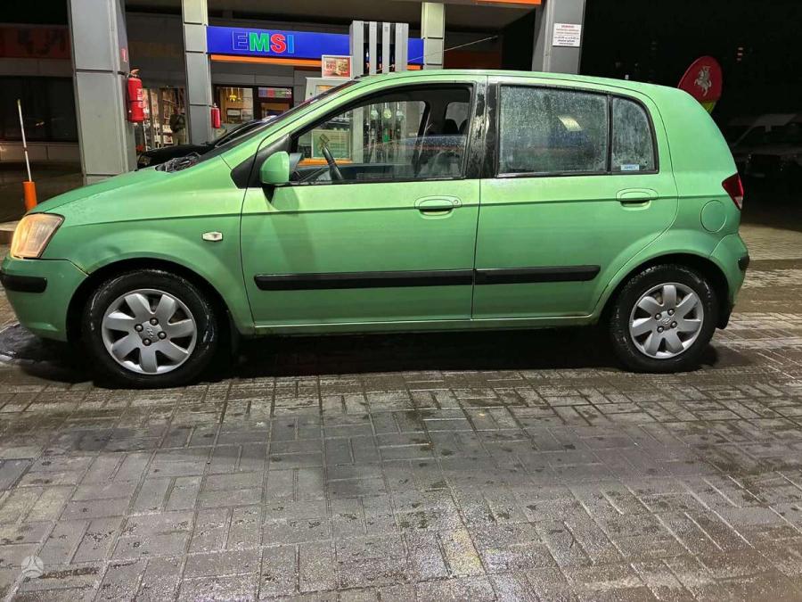 Zaļš Hyundai Getz 2003 Viļņa, ar dzinēja tilpumu 1.60 L un nobraukumu 166 tūkst. km par 800 €, foto 7 vietnē AUTOMOTO.COM.LV