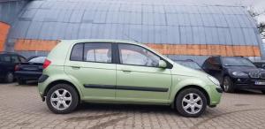 Green Hyundai Getz 2006 in Valmiera, with an engine capacity of 1.50 L and mileage of 243 thousand km for 1650 €, photo 3 on AUTOMOTO.COM.LV