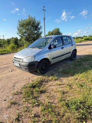 Pelēks Hyundai Getz 2004 Viļņa, ar dzinēja tilpumu 1.49 L un nobraukumu 210 tūkst. km par 500 €, foto  vietnē AUTOMOTO.COM.LV