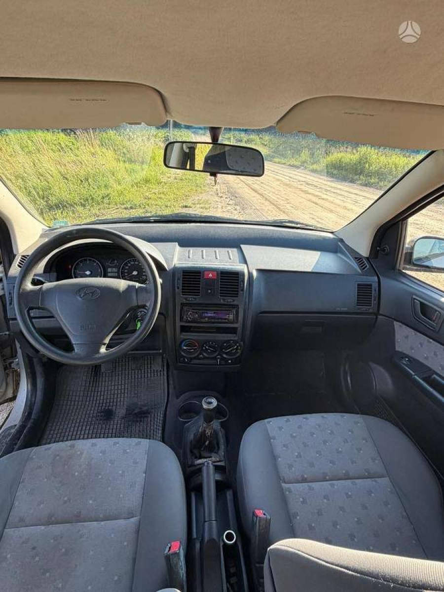 Pelēks Hyundai Getz 2004 Viļņa, ar dzinēja tilpumu 1.49 L un nobraukumu 210 tūkst. km par 500 €, foto 11 vietnē AUTOMOTO.COM.LV