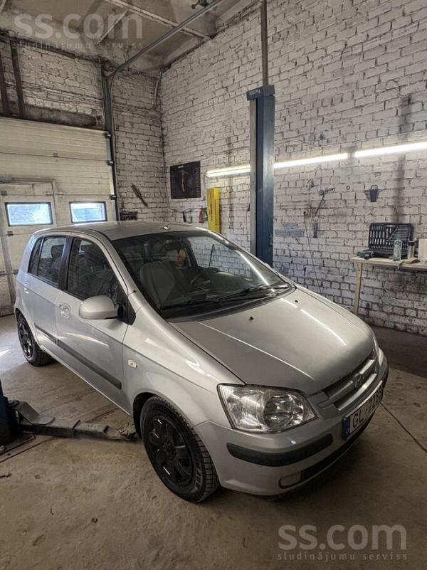 Pelēks Hyundai Getz 2004 Kuldīga, ar dzinēja tilpumu 1.40 L un nobraukumu 0 tūkst. km par 550 €, foto 1 vietnē AUTOMOTO.COM.LV
