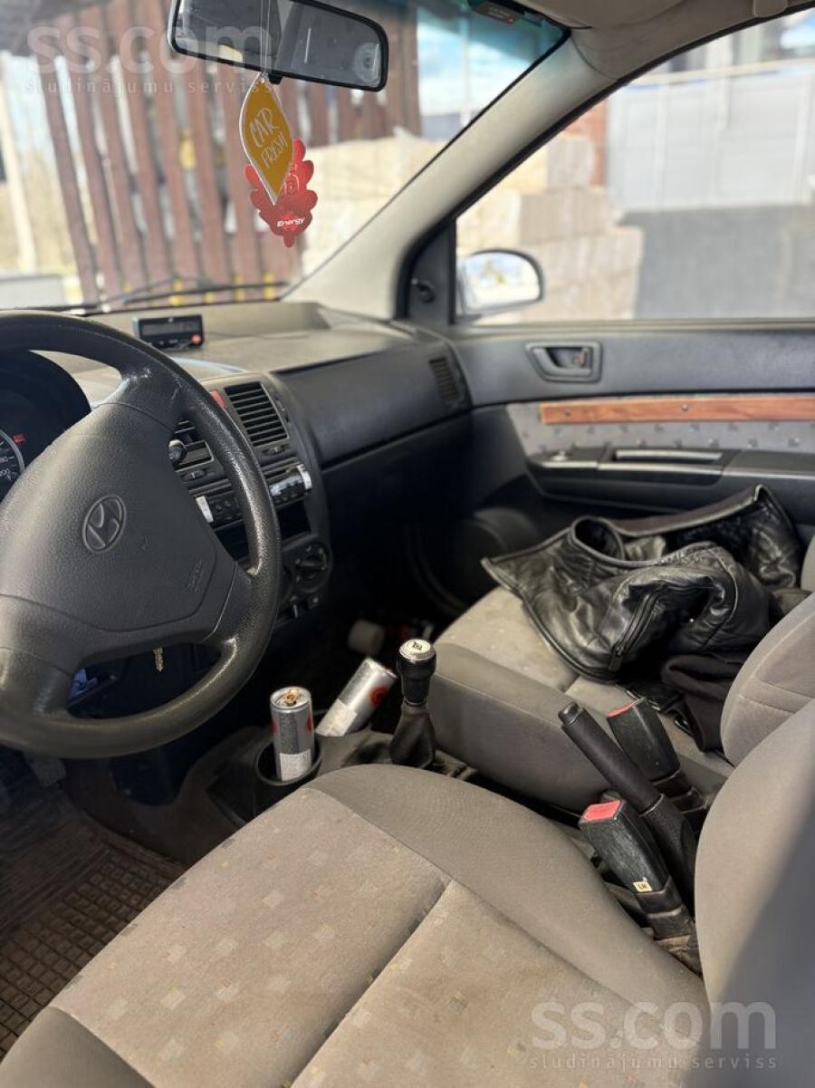 Pelēks Hyundai Getz 2004 Kuldīga, ar dzinēja tilpumu 1.40 L un nobraukumu 0 tūkst. km par 550 €, foto 7 vietnē AUTOMOTO.COM.LV