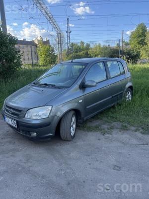 Pelēks Hyundai Getz 2005 Rīga, ar dzinēja tilpumu 1.30 L un nobraukumu 190 tūkst. km par 1200 €, foto  vietnē AUTOMOTO.COM.LV