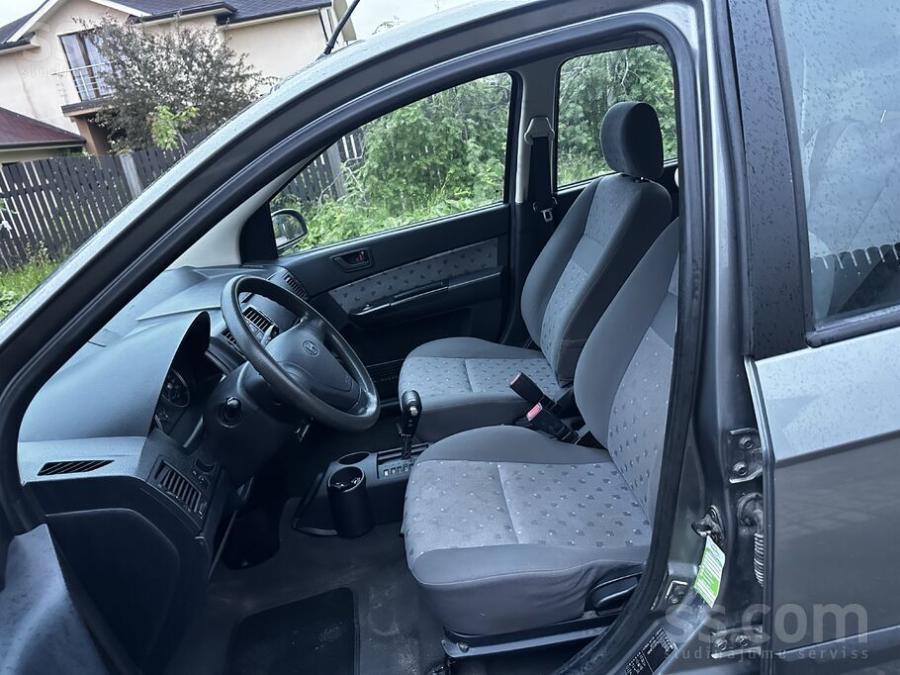 Pelēks Hyundai Getz 2005 Rīga, ar dzinēja tilpumu 1.30 L un nobraukumu 190 tūkst. km par 1250 €, foto 12 vietnē AUTOMOTO.COM.LV