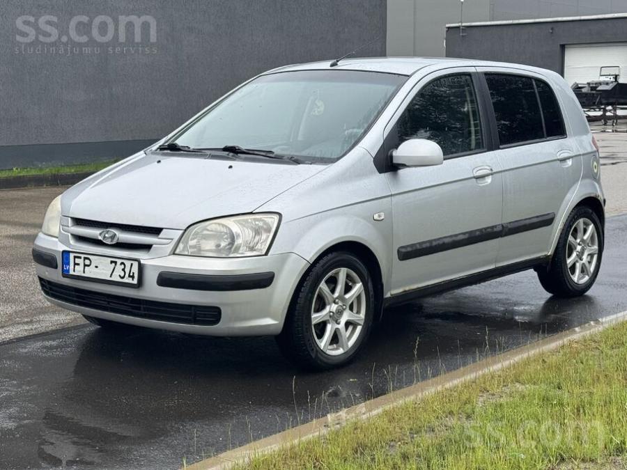 Grey Hyundai Getz 2005 in Riga, with an engine capacity of 1.40 L and mileage of 152 thousand km for 1250 €, photo 1 on AUTOMOTO.COM.LV
