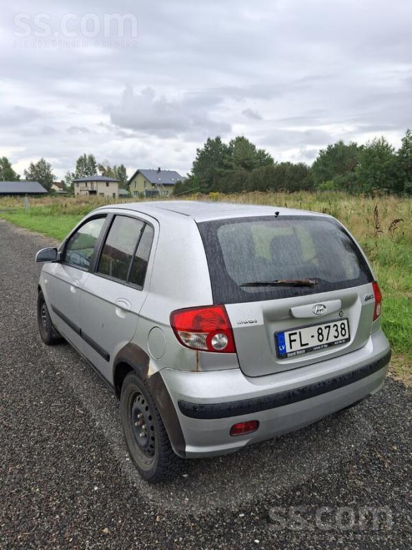 Grey Hyundai Getz 2005 in Riga, with an engine capacity of 1.40 L and mileage of 182 thousand km for 900 €, photo 4 on AUTOMOTO.COM.LV