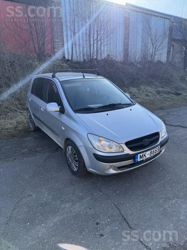 Pelēks Hyundai Getz 2006 Rīga, ar dzinēja tilpumu 1.60 L un nobraukumu 223 tūkst. km par 1200 €, foto 2 vietnē AUTOMOTO.COM.LV