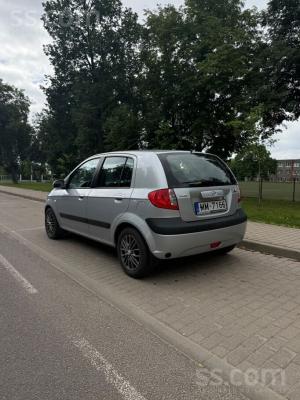 Pelēks Hyundai Getz 2006 Daugavpils, ar dzinēja tilpumu 1.40 L un nobraukumu 144 tūkst. km par 1700 €, foto 4 vietnē AUTOMOTO.COM.LV