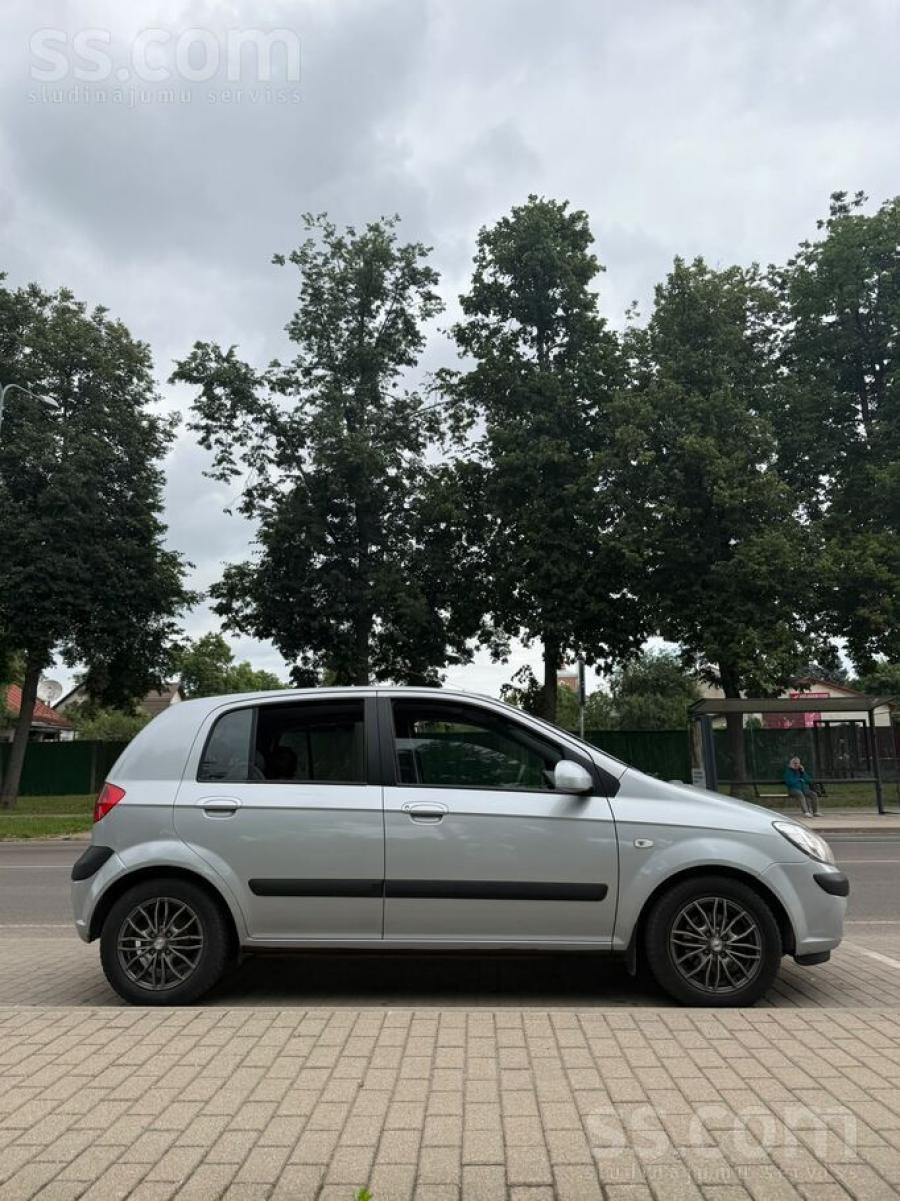 Pelēks Hyundai Getz 2006 Daugavpils, ar dzinēja tilpumu 1.40 L un nobraukumu 144 tūkst. km par 1700 €, foto 7 vietnē AUTOMOTO.COM.LV