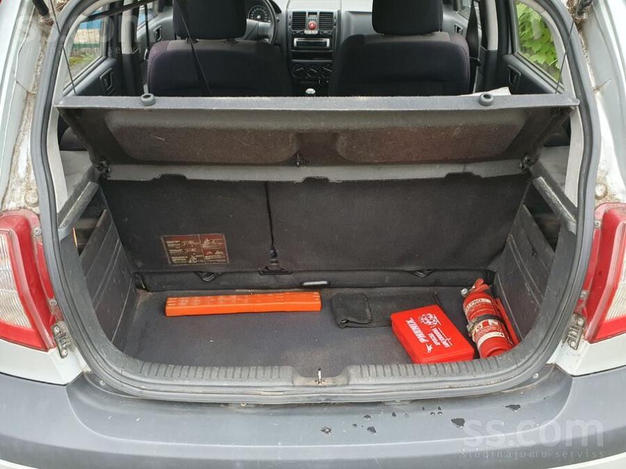 Grey Hyundai Getz 2006 in Riga, with an engine capacity of 1.40 L and mileage of 160 thousand km for 500 €, photo 8 on AUTOMOTO.COM.LV