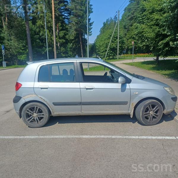 Pelēks Hyundai Getz 2007 Ogre, ar dzinēja tilpumu 1.50 L un nobraukumu 290 tūkst. km par 400 €, foto 2 vietnē AUTOMOTO.COM.LV
