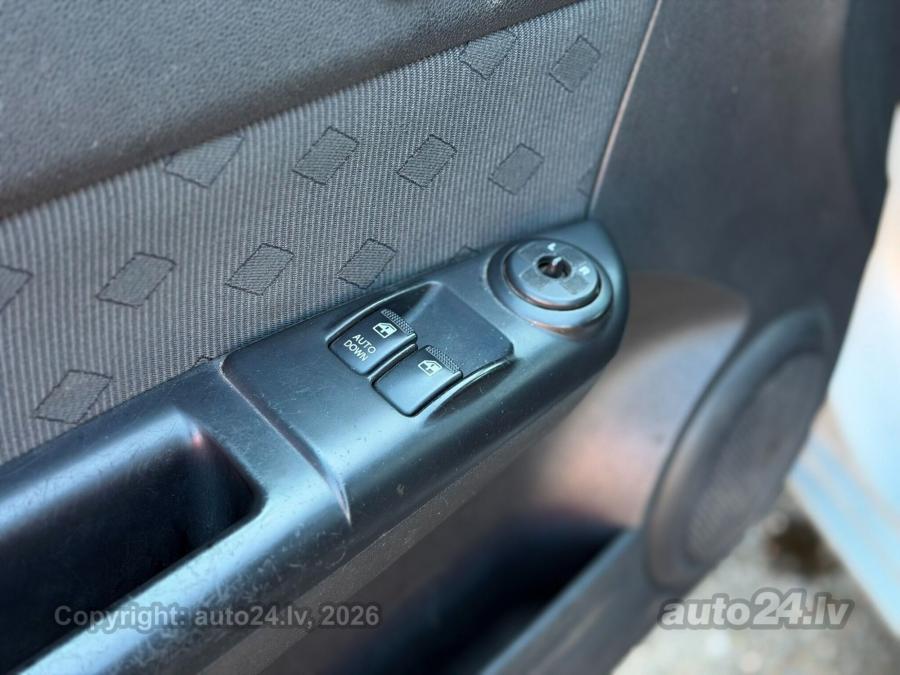 Grey Hyundai Getz 2007 in Tallinn, with an engine capacity of 1.40 L and mileage of 194 thousand km for 950 €, photo 11 on AUTOMOTO.COM.LV