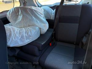 Grey Hyundai Getz 2007 in Tallinn, with an engine capacity of 1.40 L and mileage of 194 thousand km for 950 €, photo 14 on AUTOMOTO.COM.LV
