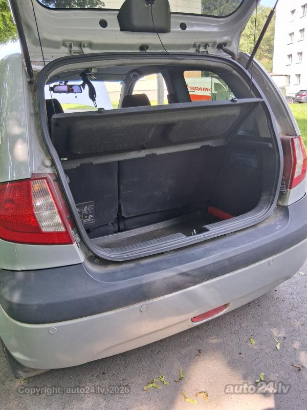 Grey Hyundai Getz 2008 in Tallinn, with an engine capacity of 1.40 L and mileage of 207 thousand km for 1200 €, photo 5 on AUTOMOTO.COM.LV