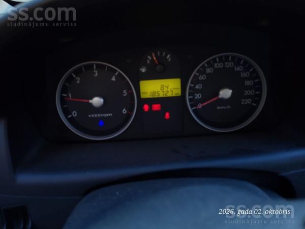 Hyundai Getz 2006 Rīga, ar dzinēja tilpumu 1.50 L un nobraukumu 186 tūkst. km par 450 €, foto 8 vietnē AUTOMOTO.COM.LV
